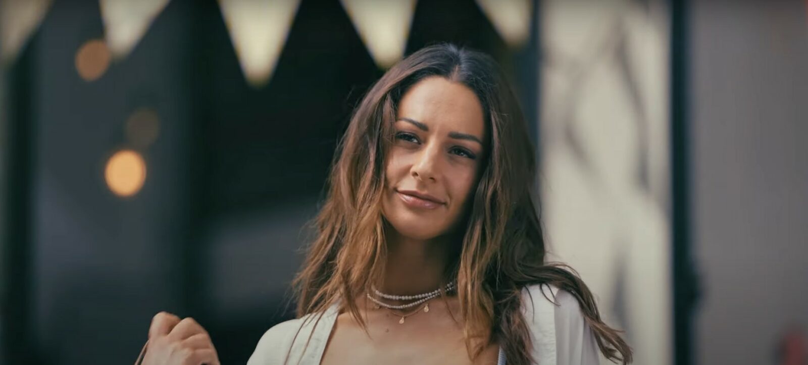 Мааян Адам поделилась чудесной новостью во время своего выступления ...